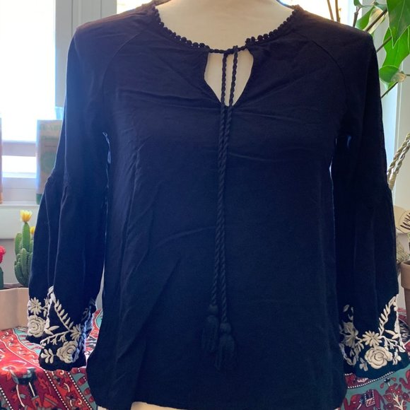 Love Tree | Tops | Blouse | Poshmark